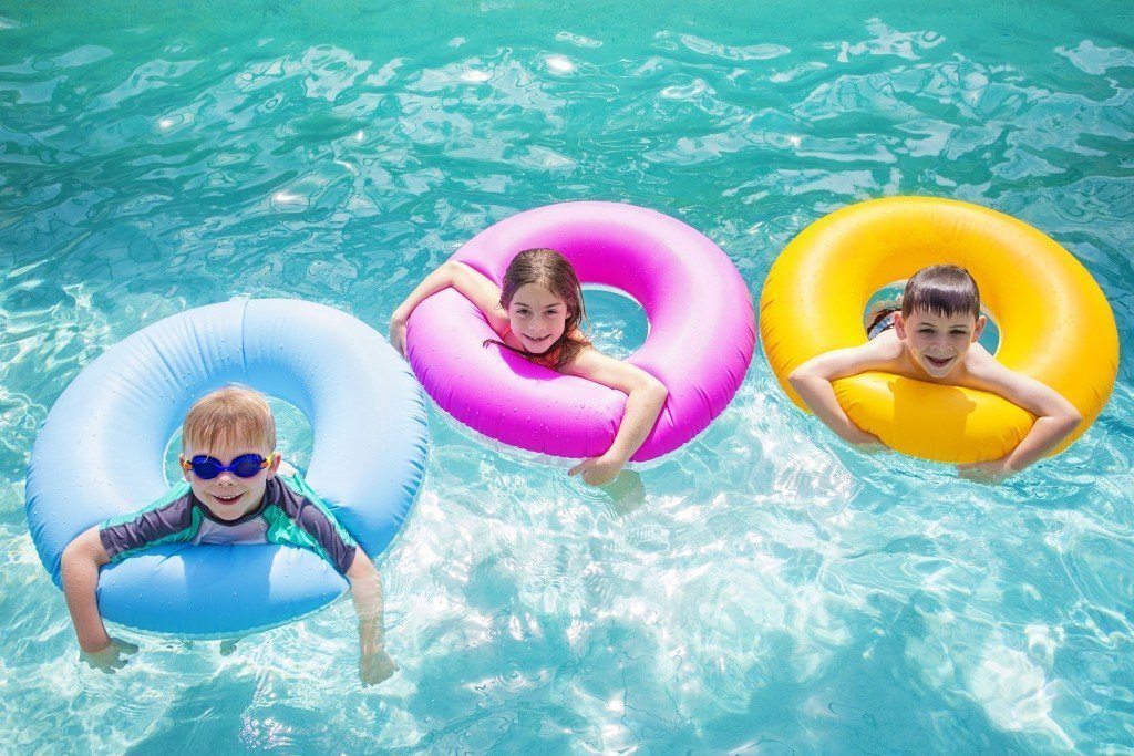 Seguridad para niños en la piscina - Herfer